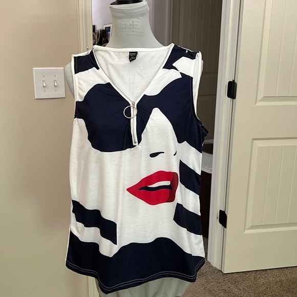 Emery Rose | Tops | Emory Rose Top Extra Large With Face On It | Poshmark